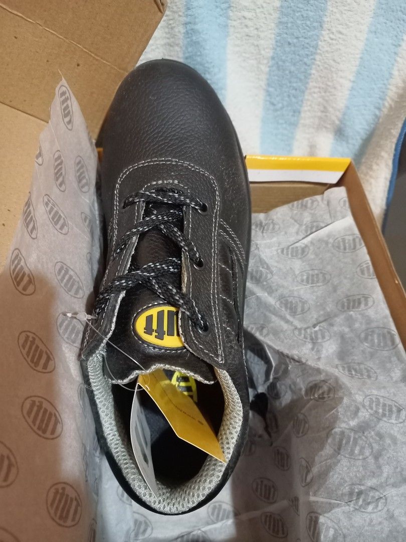 Tuff Safety Shoes/ Footwear, Men's Fashion, Footwear, Boots on Carousell