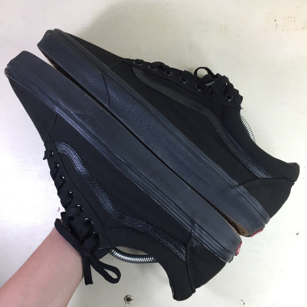 VANS OLD SKOOL x TRIPLE BLACK, Men's Fashion, Footwear, Sneakers on ...