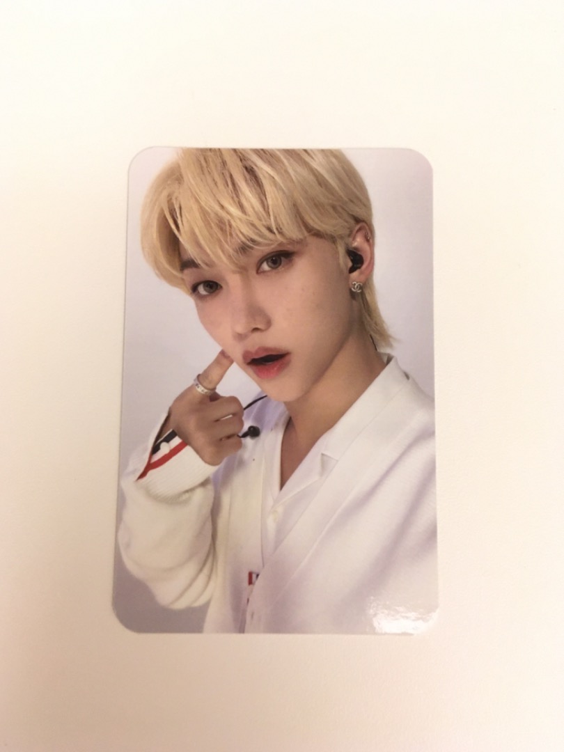 wts felix stray kids no easy apple music pob pc, Hobbies & Toys ...