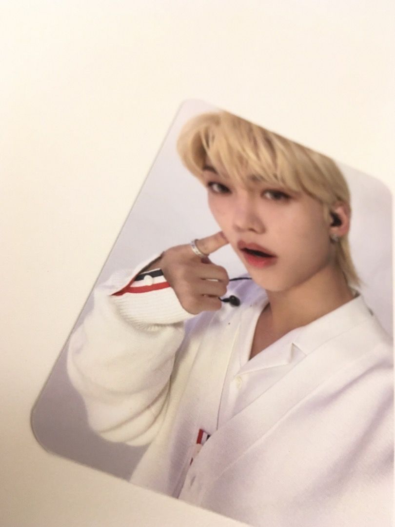 wts felix stray kids no easy apple music pob pc, Hobbies & Toys ...