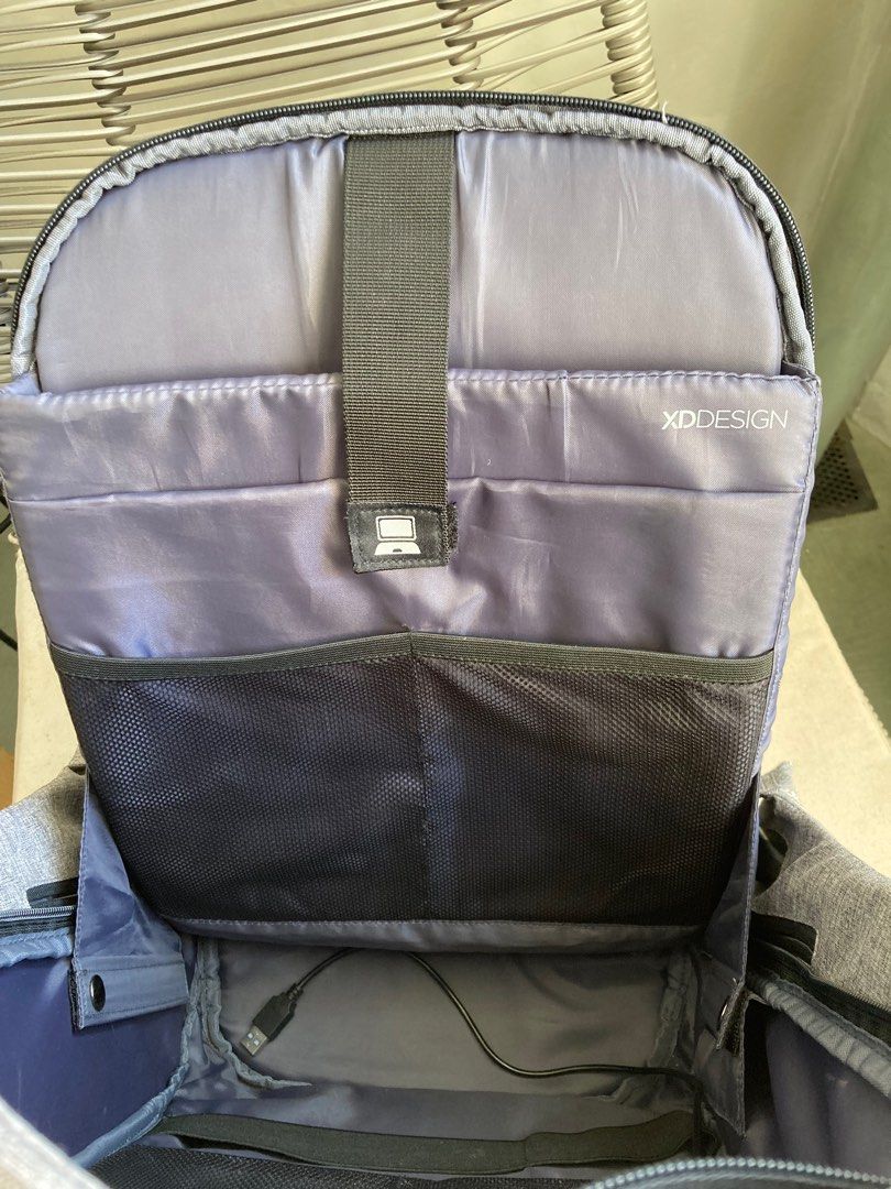 XD Design backpack theft / pick pocket proof gray knapsack haversack ...