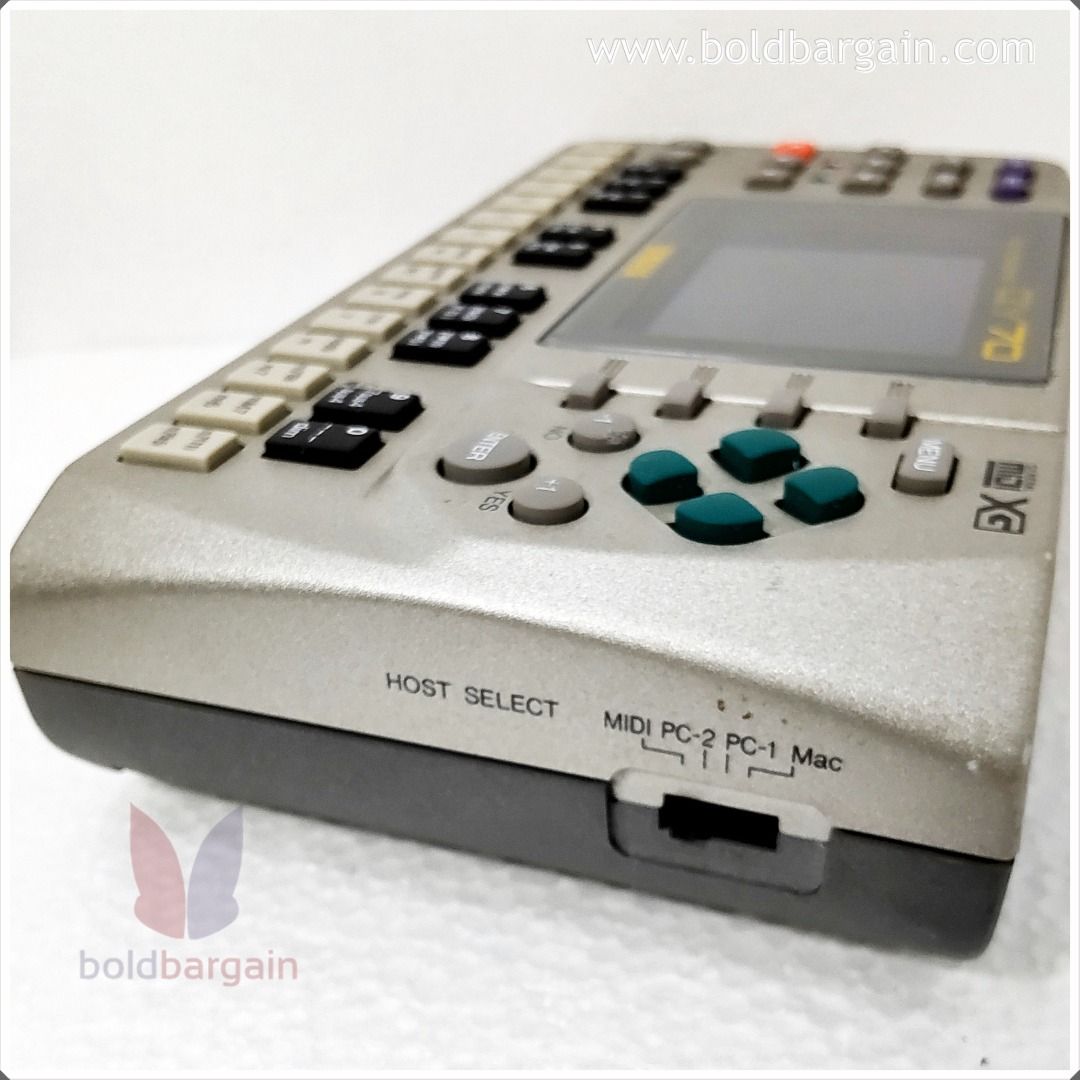 YAMAHA QY70 Music Sequencer Mini Synth Workstation Synthesizer Midi Input Output Made in Japan ...