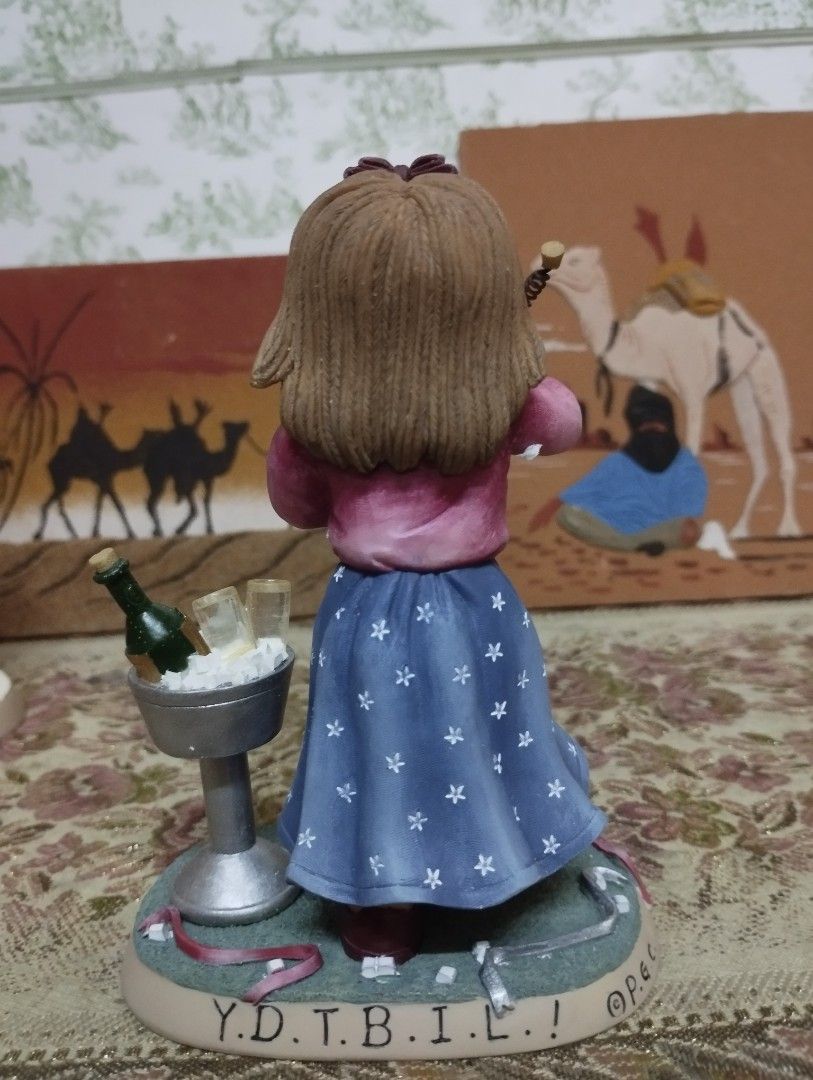 Zingle berry congratulations display, Furniture & Home Living, Home Improvement & Organization ...