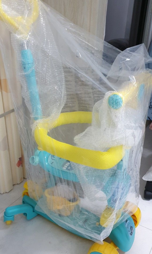 4 in 1 scooter stroller, Babies & Kids, Going Out, Strollers on Carousell