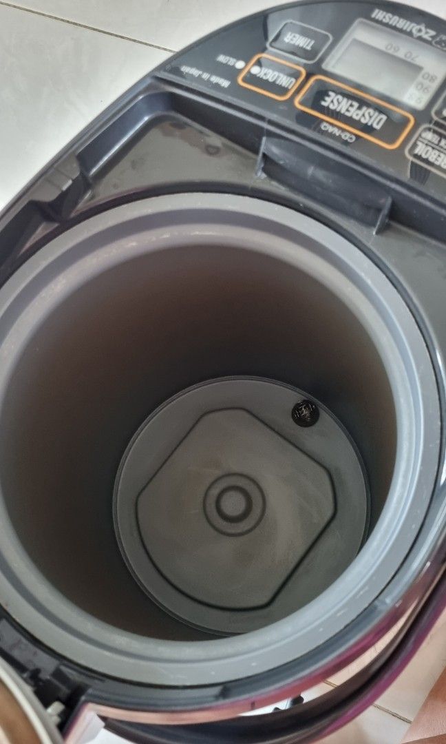 5 litre Zojirushi Japan Made Hot pot, TV & Home Appliances, Kitchen ...