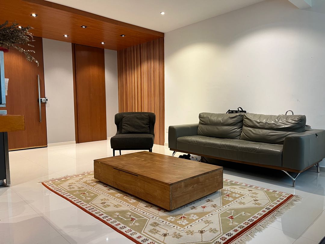 5 room flat - multi gen layout, Property, For Sale, HDB on Carousell