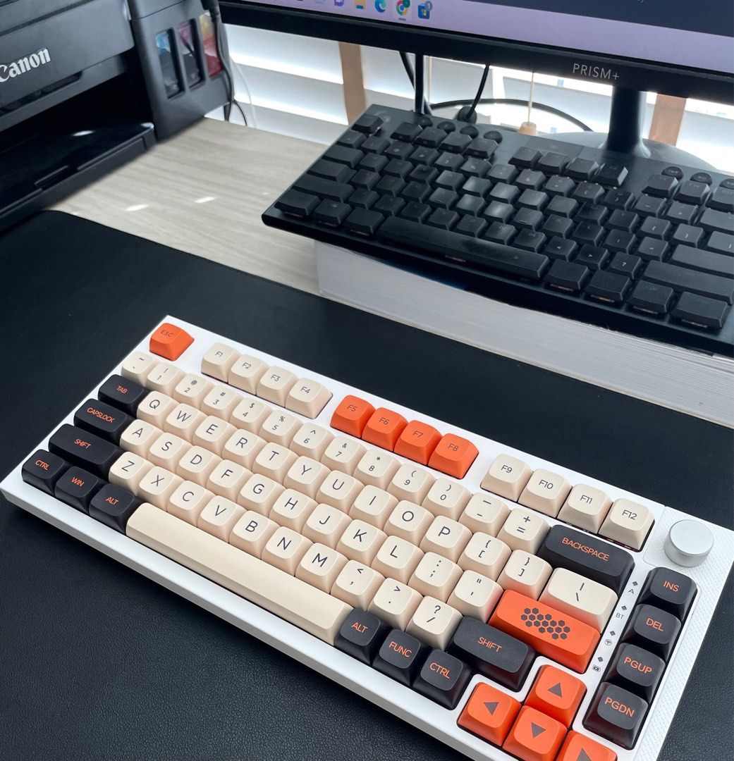 75% custom mechanical keyboard (XDA orange and black keycaps), Computers & Tech, Parts ...