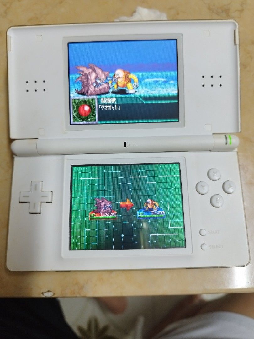 全套 ndsl 有盒 有r4卡 火牛 說明書 操作正常 不連game, 電子遊戲, 電子遊戲機, 其他 - Carousell