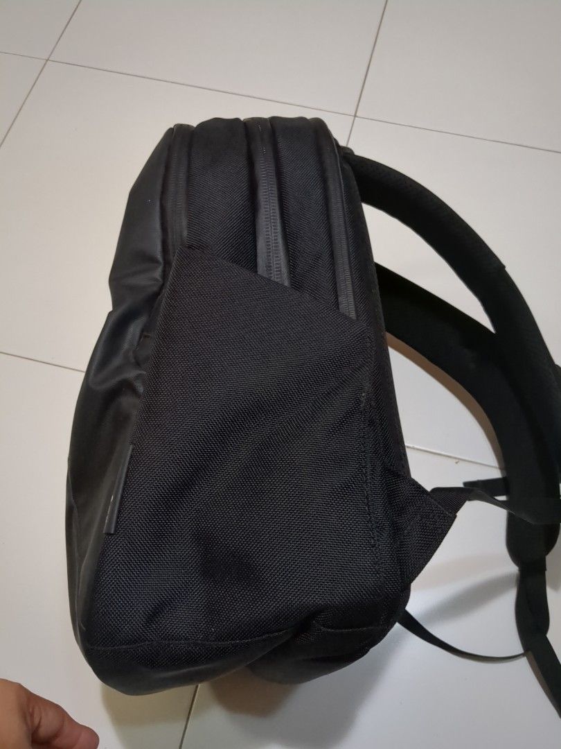[AER] Tech Bag, Computers & Tech, Parts & Accessories, Laptop Bags ...