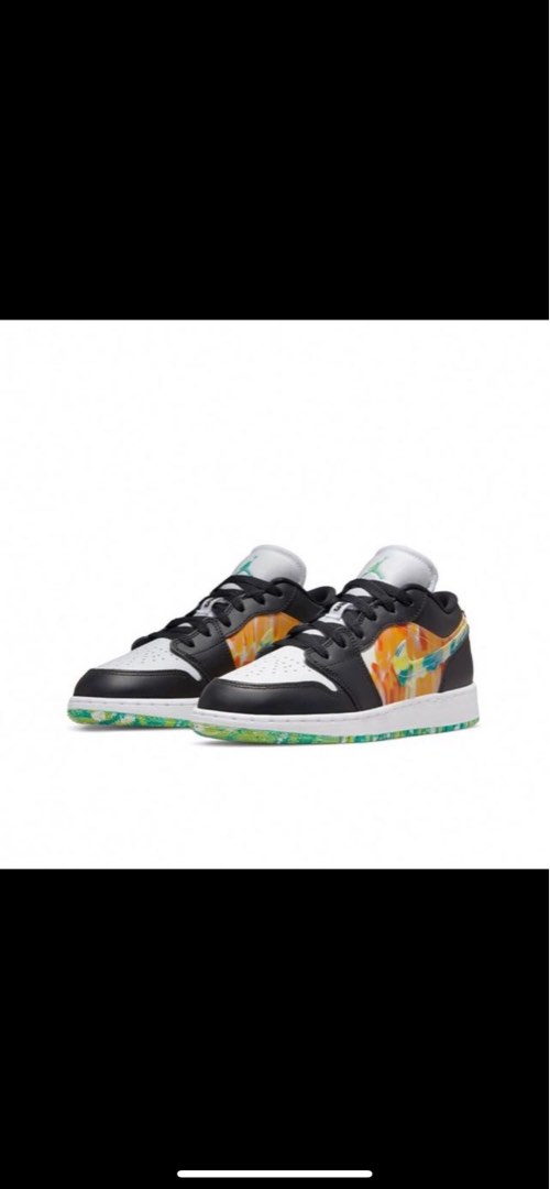 Air Jordan 1 low SE(GS), 她的時尚, 鞋類, 運動鞋、球鞋在旋轉拍賣