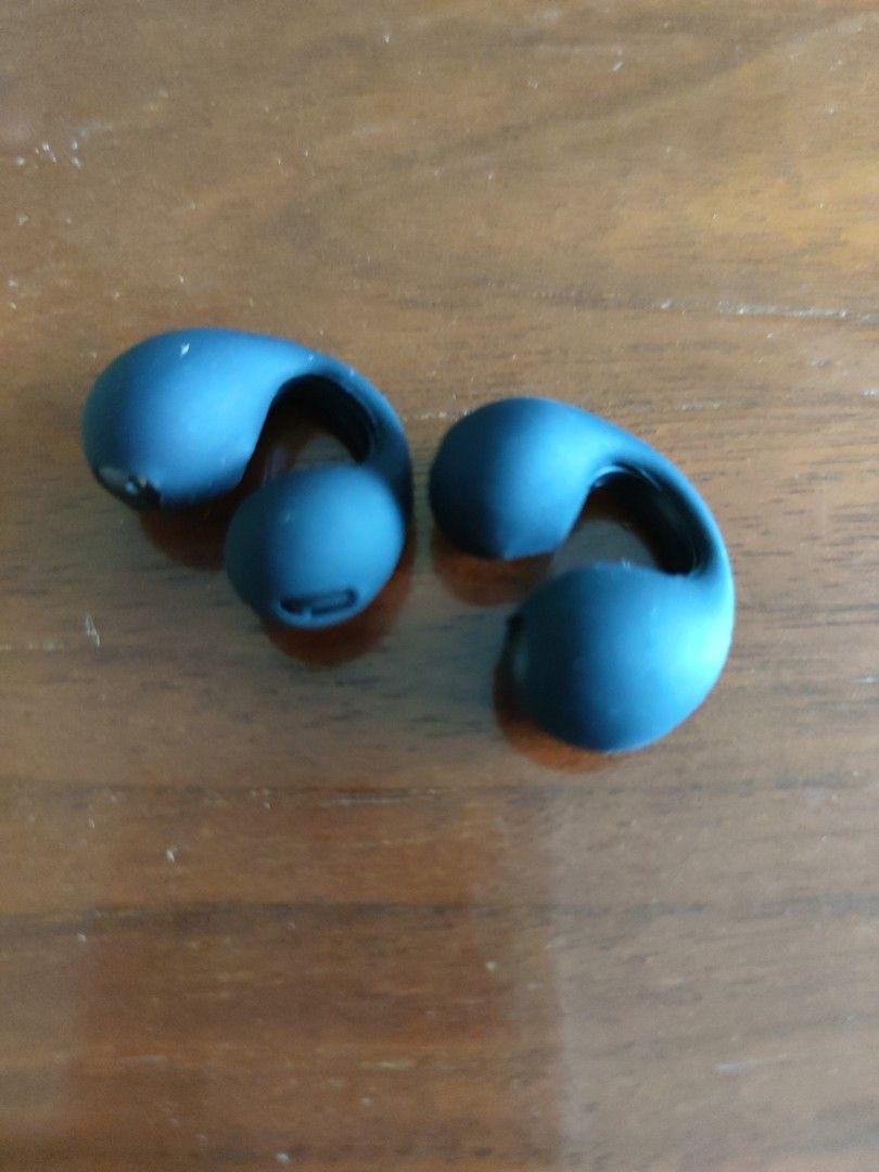 Ambie sound earcuffs (black color), Audio, Earphones on Carousell