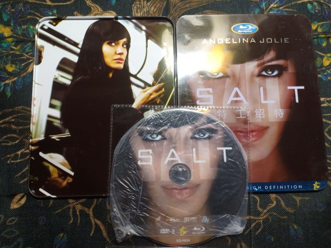 Angelina Jolie SALT, Hobbies & Toys, Music & Media, CDs & DVDs on Carousell