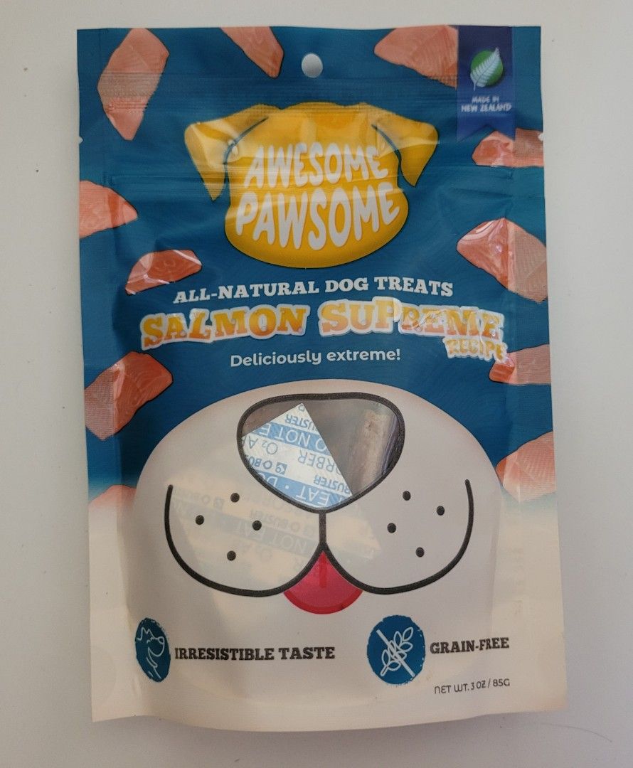 Awesome Pawsome Beefy Bites 85g, Pet Supplies, Pet Food on Carousell
