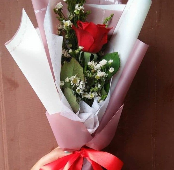 Buket bunga mawar satu tangkai cimahi bandung, Perkebunan di Carousell