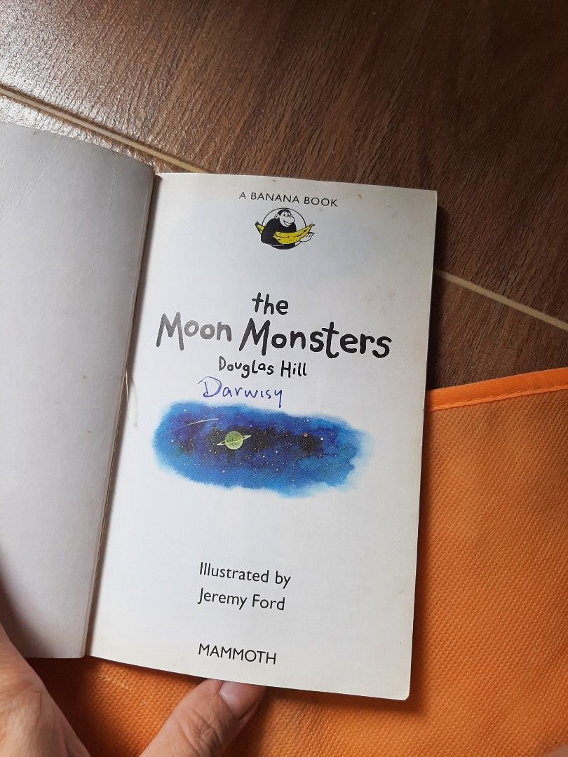 Buku the moon monsters, Buku & Alat Tulis, Buku Anak-Anak di Carousell