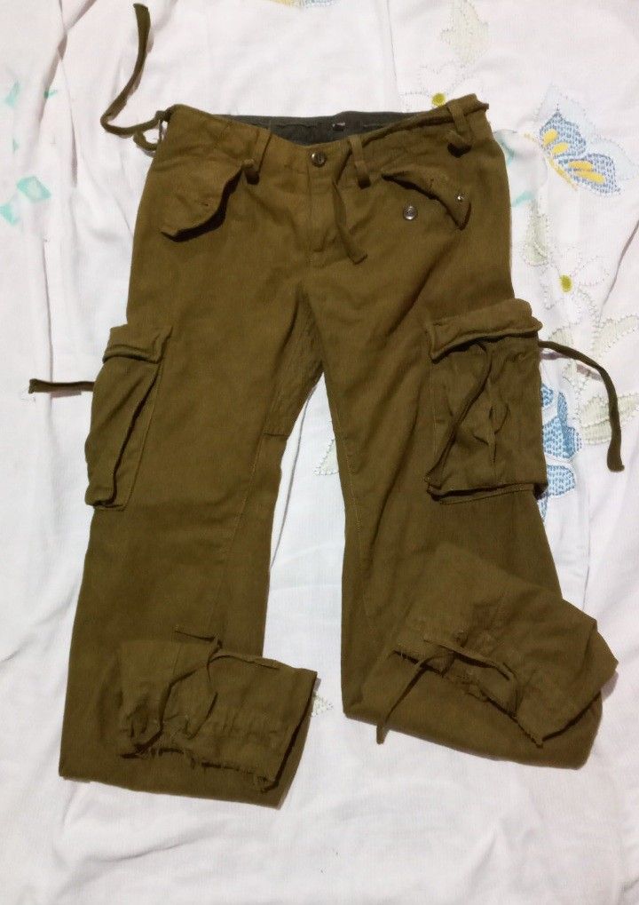 Initial Cargo pants, Women's Fashion, Bottoms, Jeans on Carousell