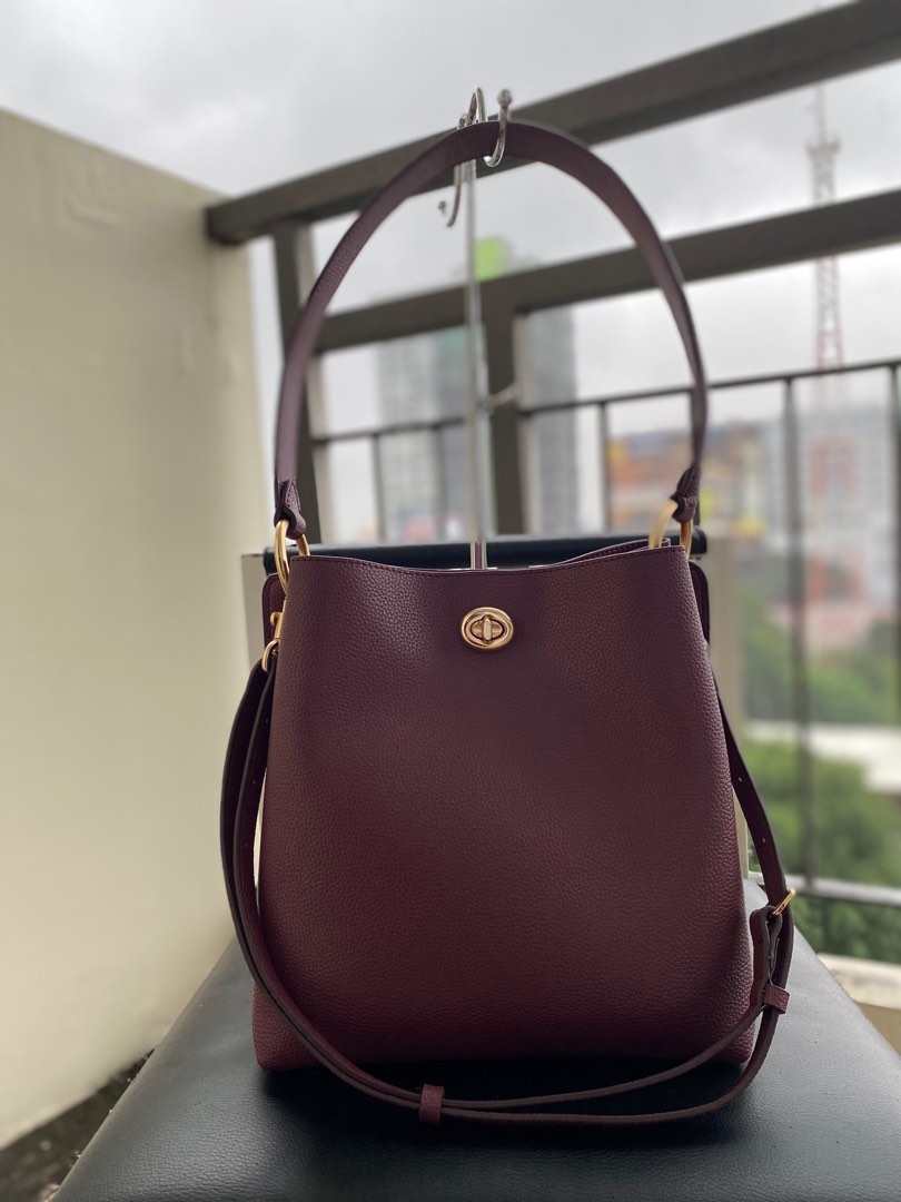 Coach Two Way Shoulder Bag, Luxury, Bags & Wallets on Carousell