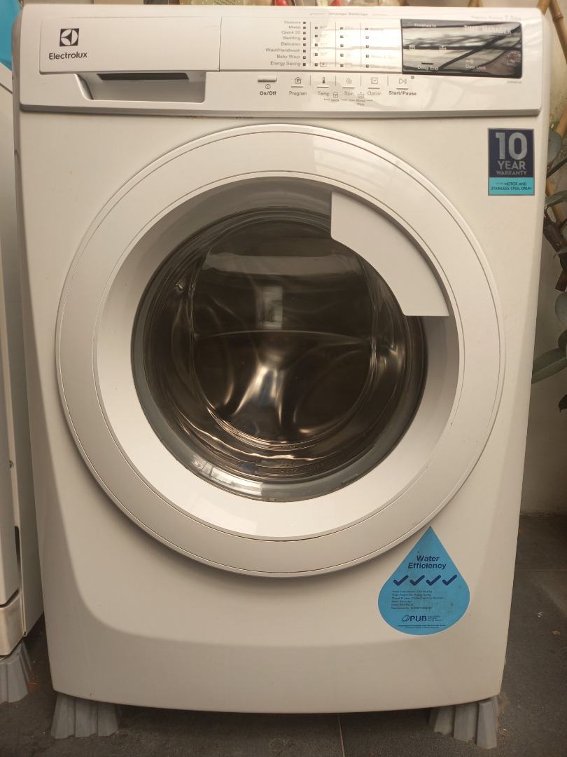 Electrolux washing machine, TV & Home Appliances, Washing Machines and ...