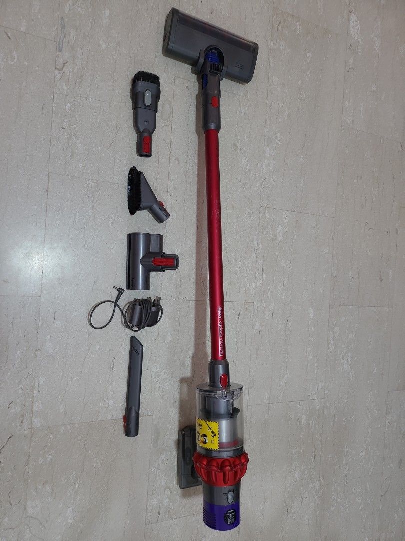 Dyson Cyclone V10 Fluffy Vacuum Cleaner, TV & Home Appliances, Vacuum ...