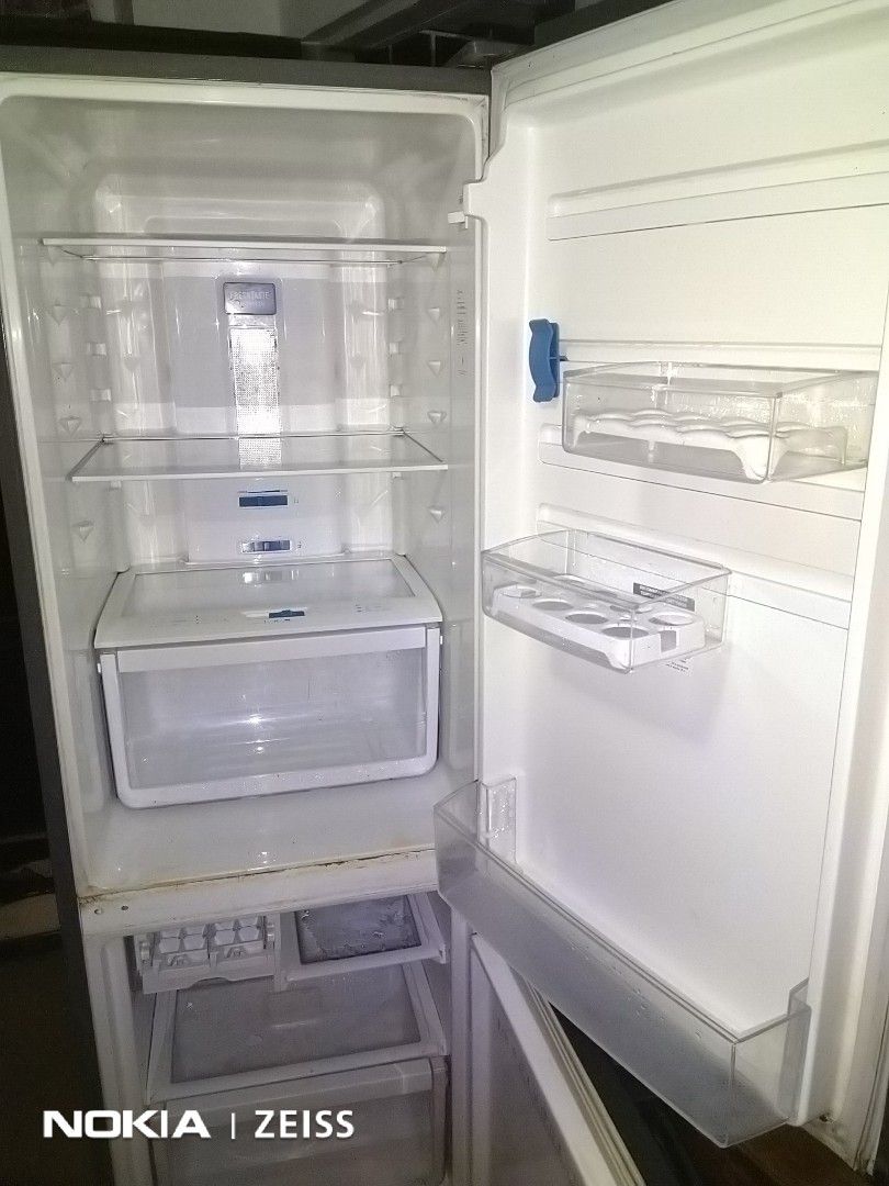 Electrolux inverter ref, TV & Home Appliances, Kitchen Appliances ...