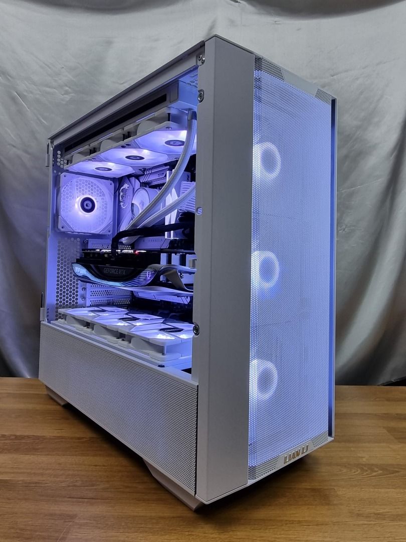 [FREE DELIVERY] WHITE CLOUD THEME HIGH END CUSTOM GAMING DESKTOP ...