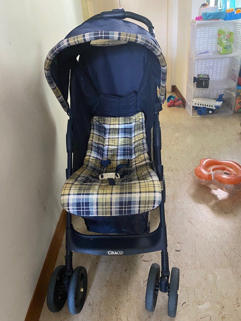 Graco stroller, Babies & Kids, Going Out, Strollers on Carousell
