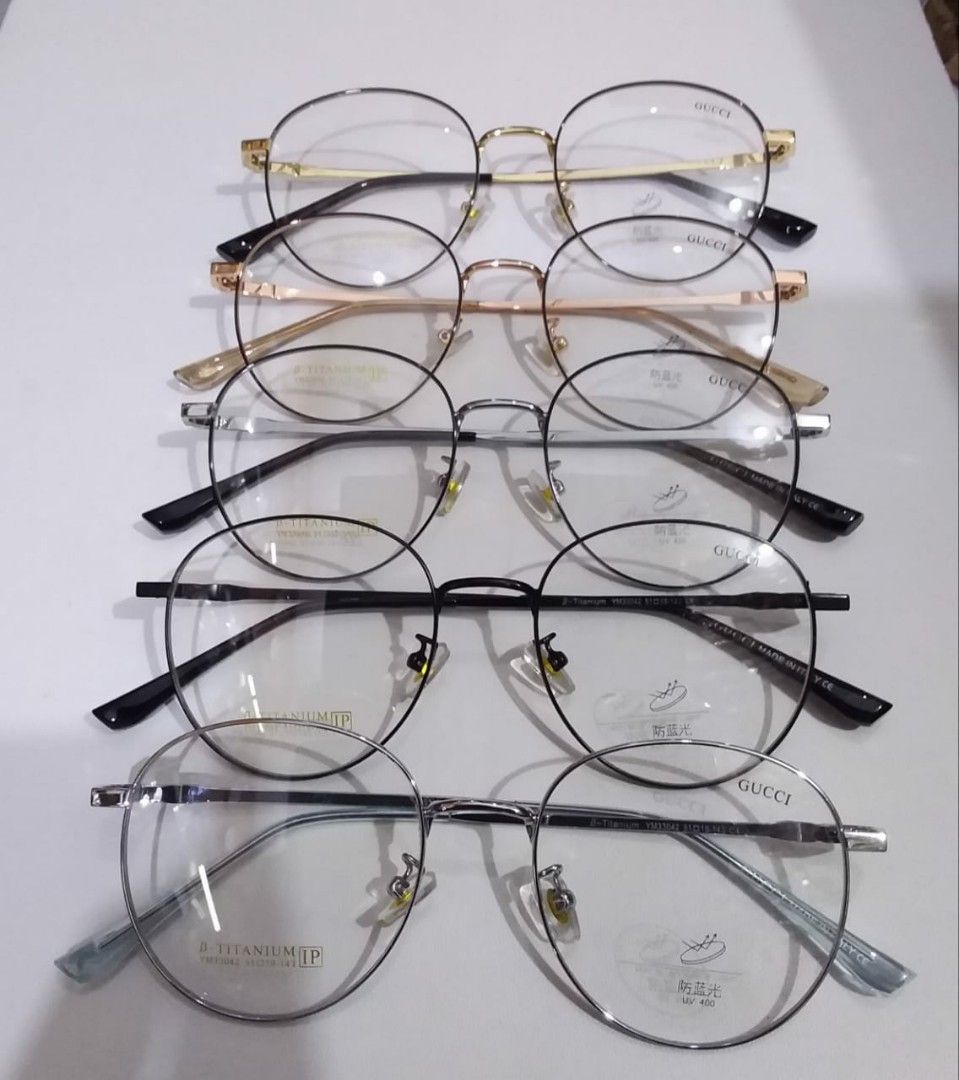 Kacamata besi oval titanium, Fesyen Wanita, Aksesoris di Carousell