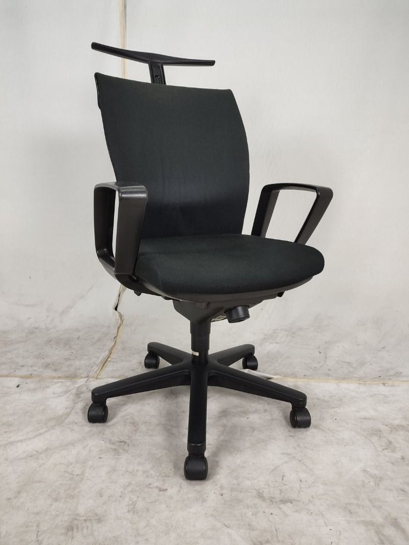 Kokuyo Swivel Chair, Furniture & Home Living, Furniture, Chairs on Carousell