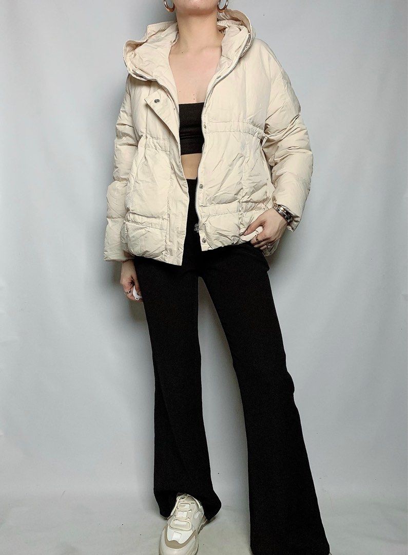 (RESERVED) Light beige puffer jacket, Women's Fashion, Coats, Jackets ...