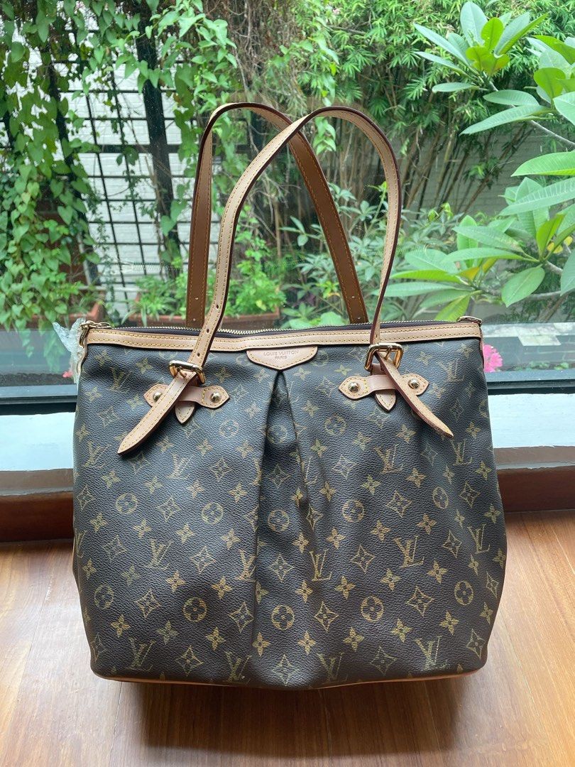 Louis Vuitton lady fashion bag, Women's Fashion, Bags & Wallets, Tote ...
