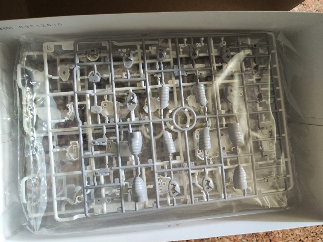 Ludens model kit, Hobbies & Toys, Toys & Games on Carousell