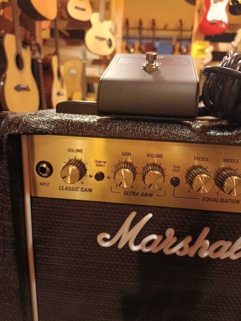 Marshall Amp Marshall Dsl1cr Solid Tubes Guitar Combo Amplifier 