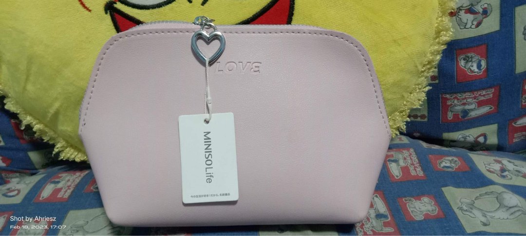 Miniso pouch wallet, Women's Fashion, Bags & Wallets, Purses & Pouches ...