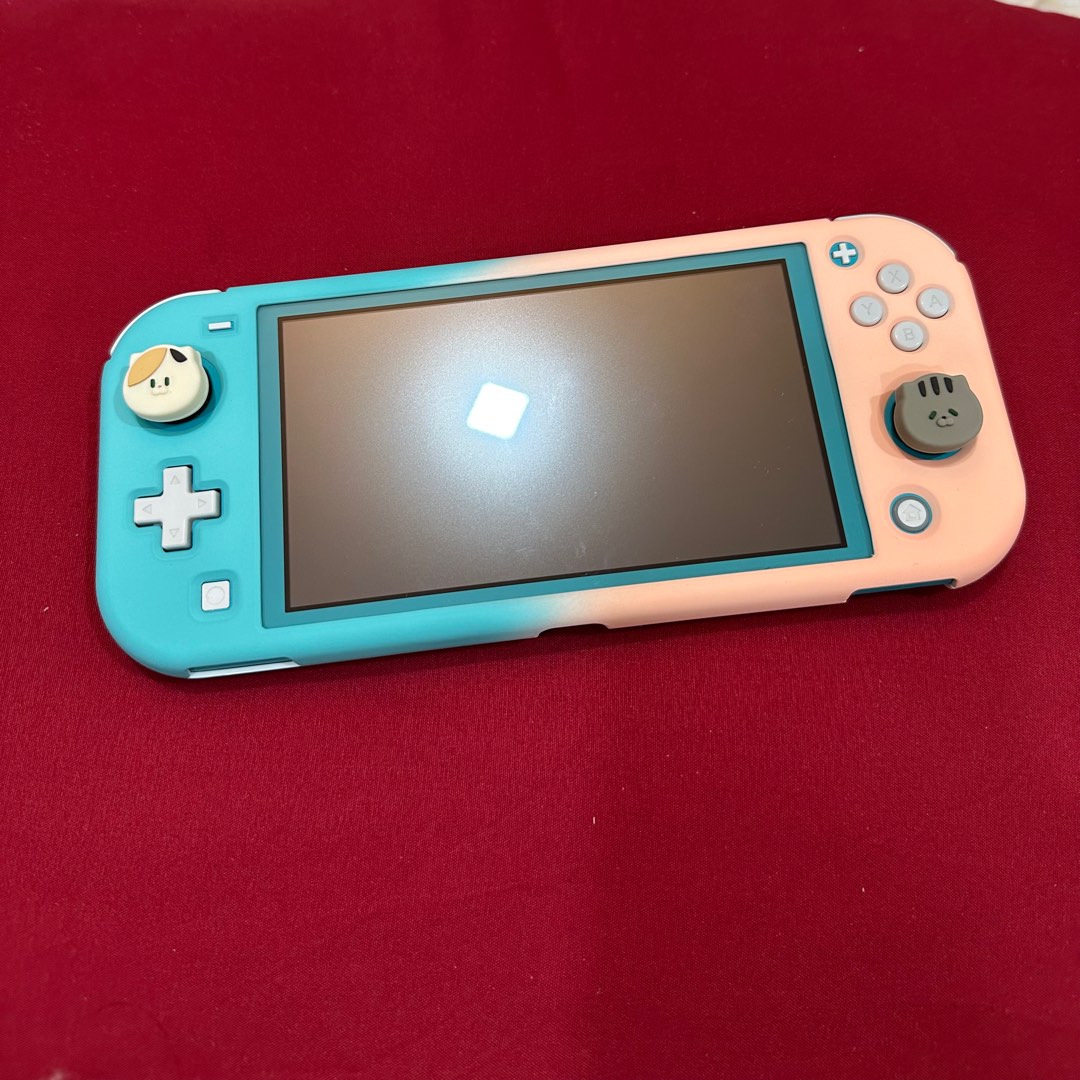 Nintendo Switch Lite in Green Complete Set, Video Gaming, Video Game ...