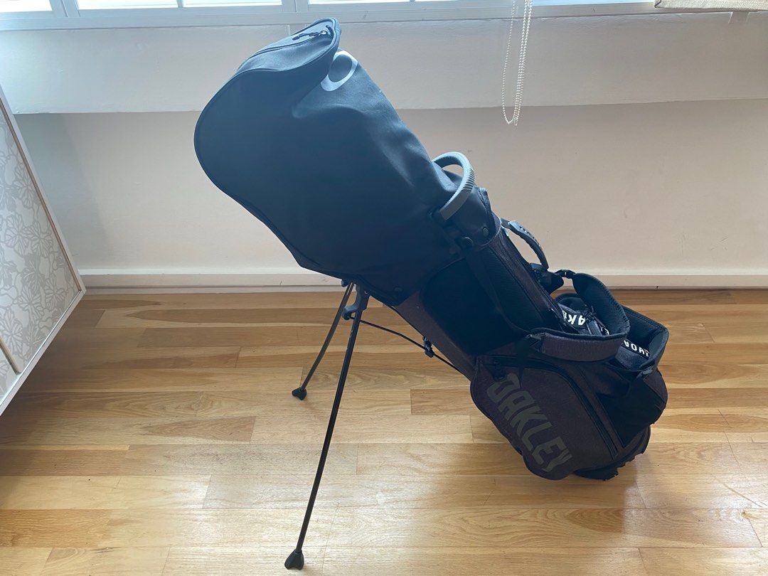 Oakley Golf Stan Bag (Japan limited edition), Sports Equipment, Sports ...