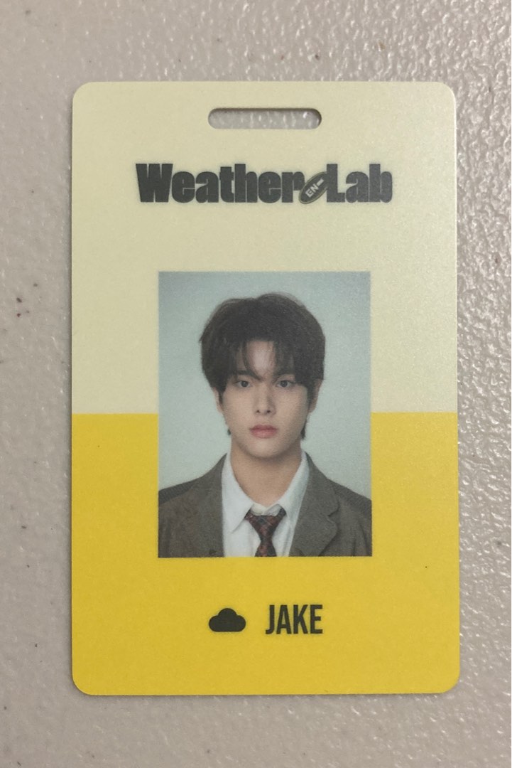 (Official) ENHYPEN JAKE SG2022 ID, Hobbies & Toys, Memorabilia ...