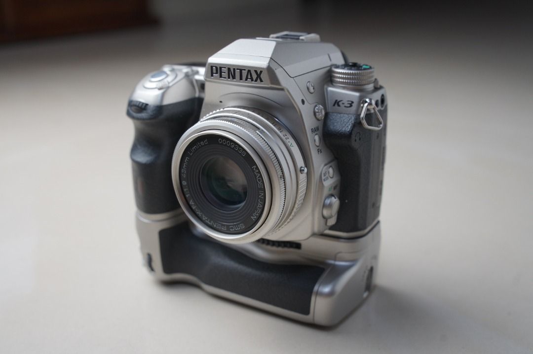 Pentax K3 Silver Limited Edition, Photography, Cameras on Carousell