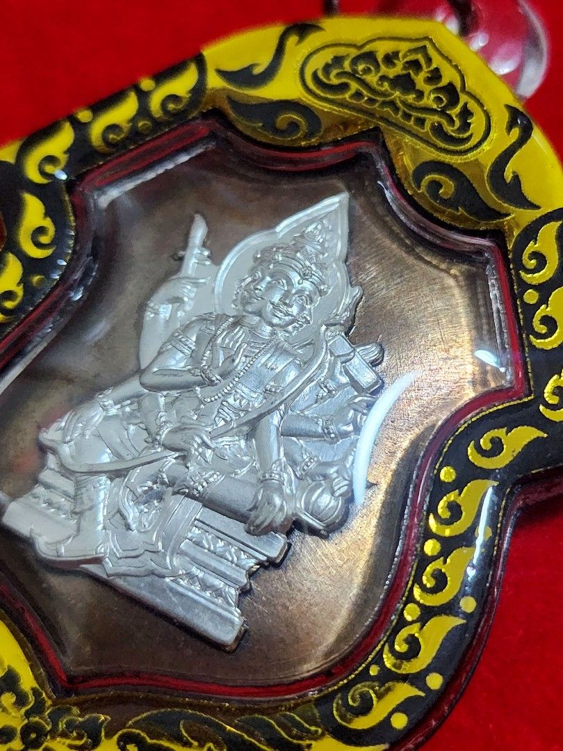Phra Phrom Prasit Big Shield BE 2564 Loh Yai with Silver Mask, Hobbies & Toys, Memorabilia ...
