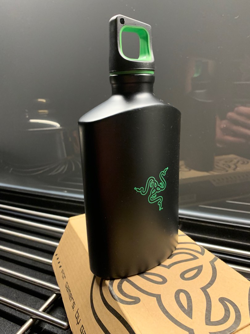 Razer 500ml Metal Flask, Computers & Tech, Parts & Accessories, Other ...