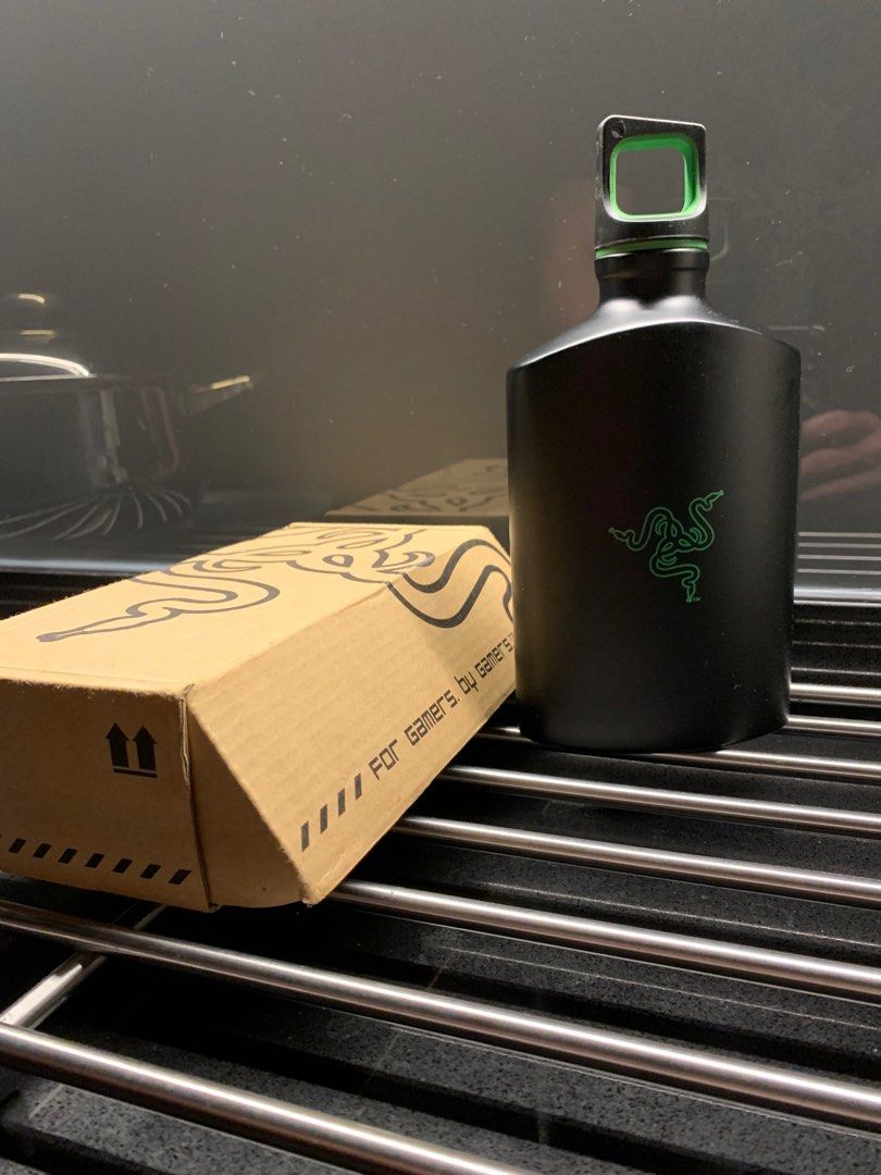 Razer 500ml Metal Flask, Computers & Tech, Parts & Accessories, Other ...