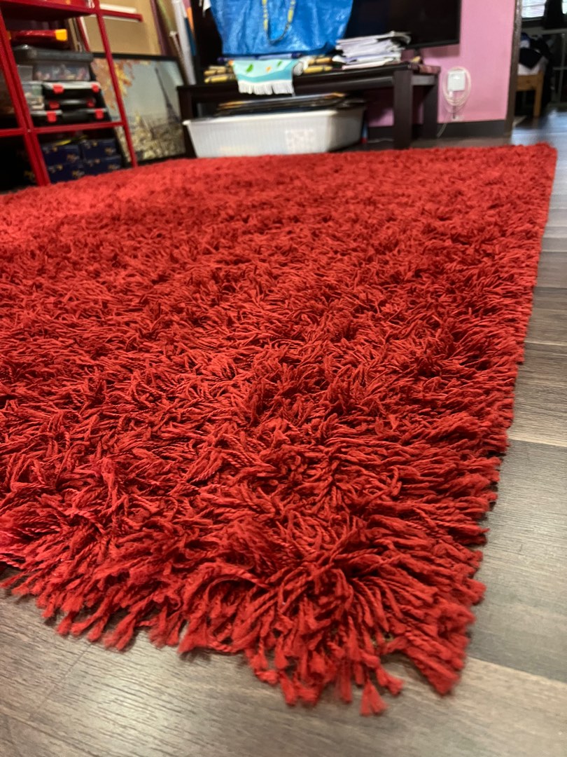 Red Carpet Merah for Raya, Furniture & Home Living, Home Decor, Carpets ...