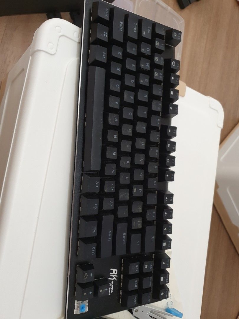 Rk blue mechanical switch keyboard, Computers & Tech, Parts ...