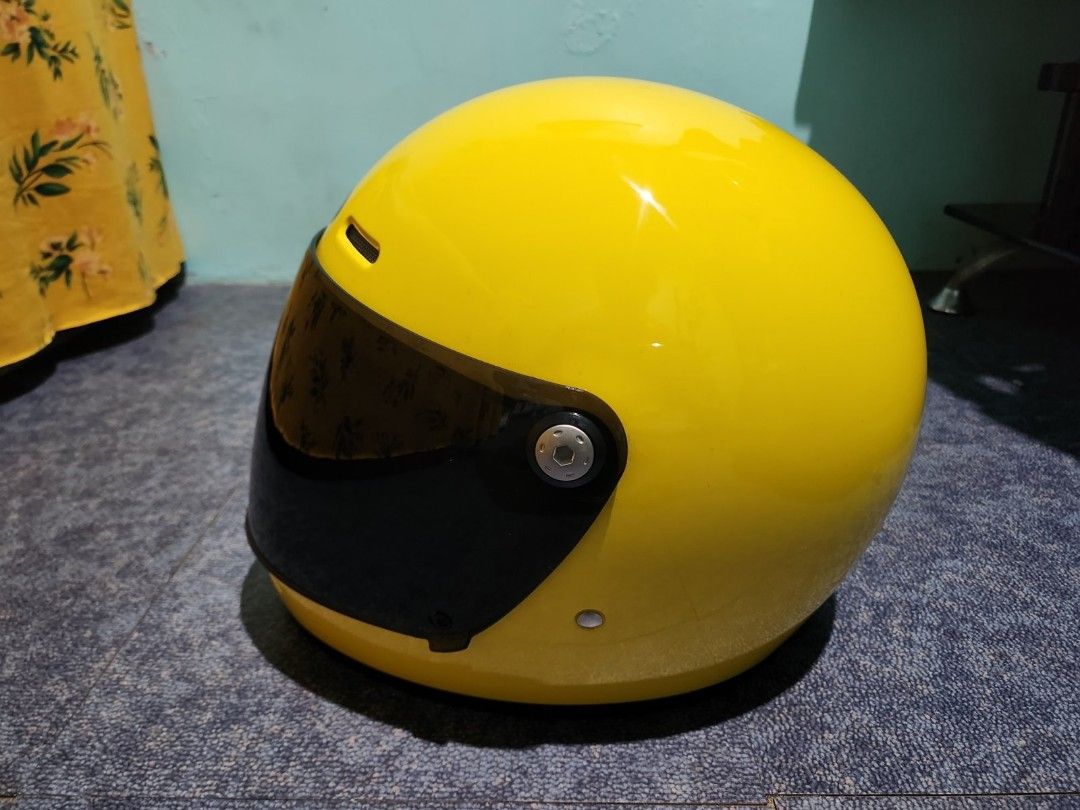 Rook Motorcycle Helmet (Yellow), Motorbikes, Motorbike Parts ...