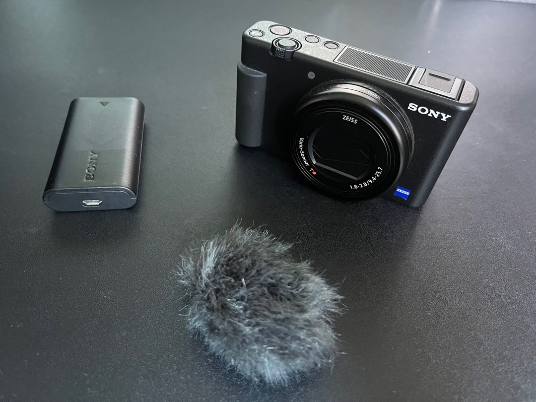 Sony ZV1, Photography, Cameras on Carousell