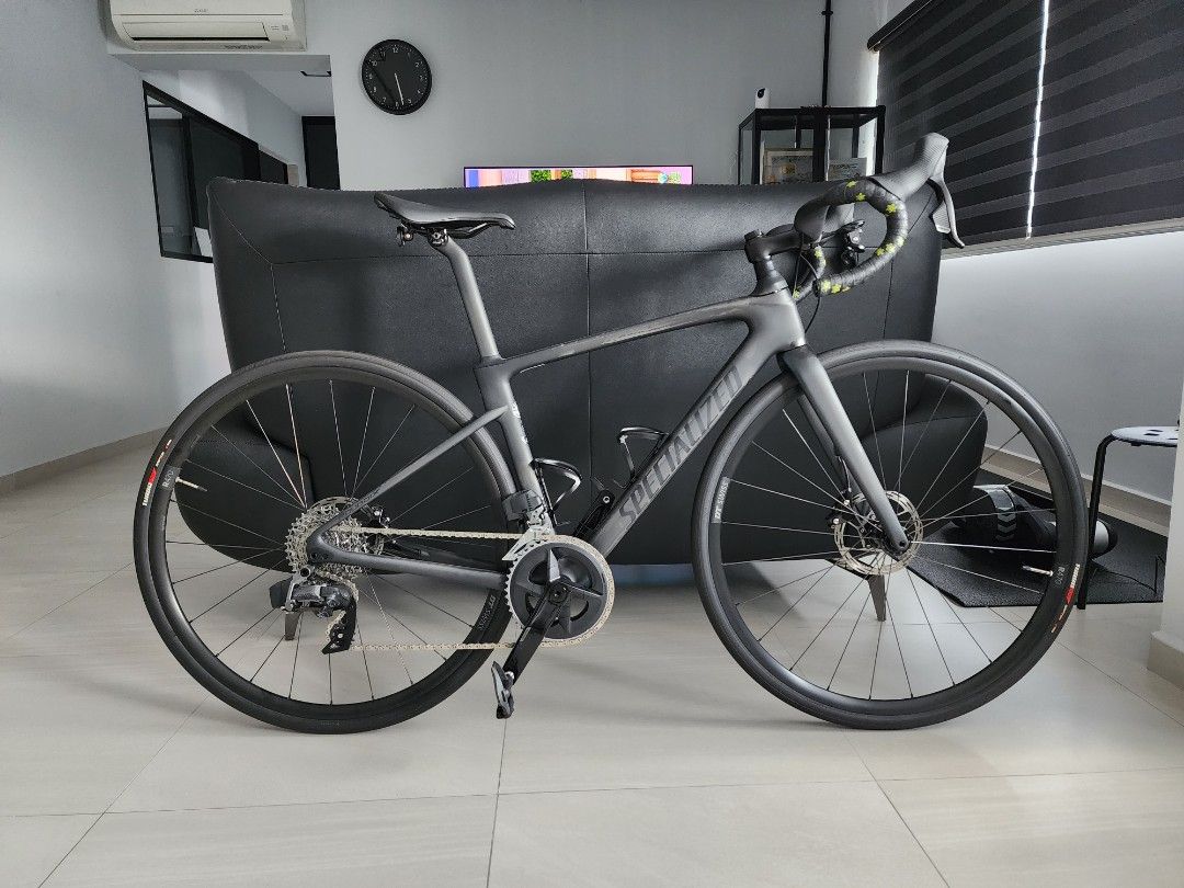 Specialized Roubaix 2022 (Size 49), Sports Equipment, Bicycles & Parts ...