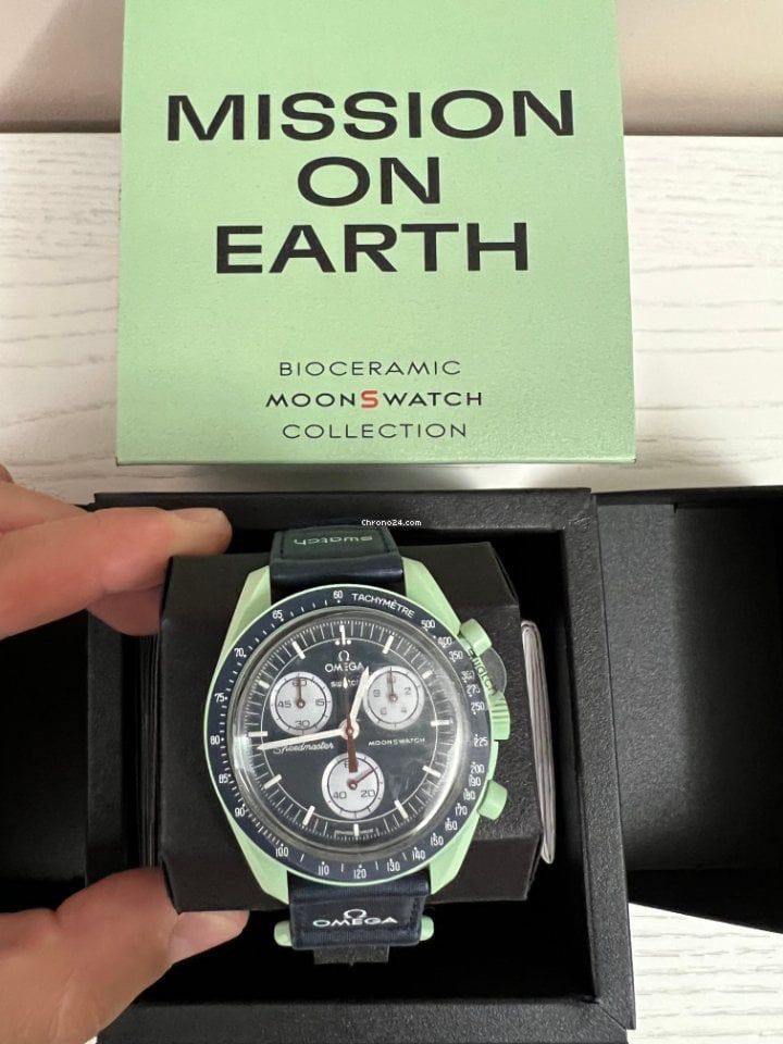 Swatch x Omega Earth, Men's Fashion, Watches & Accessories, Watches on ...