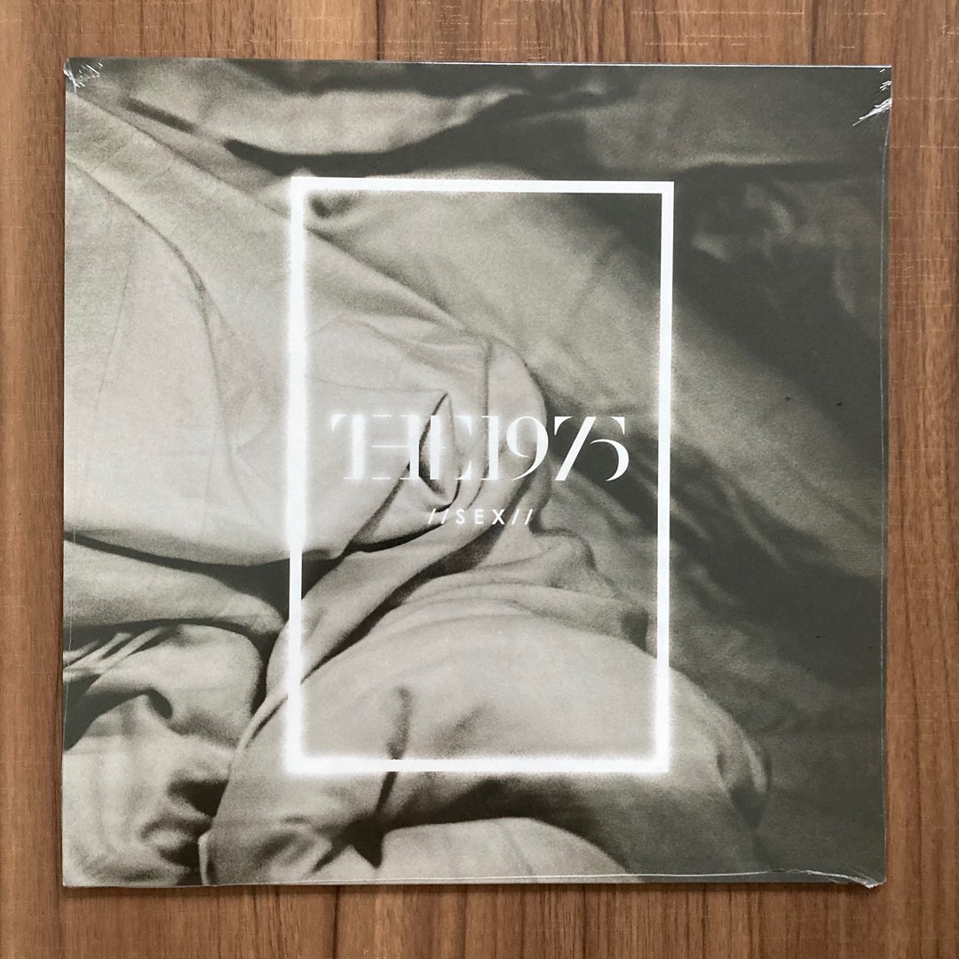 The 1975 Sex Ep Clear Vinyl Hobbies And Toys Music And Media Vinyls On Carousell