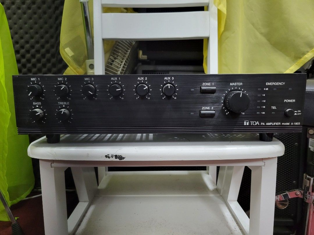 TOA Profesional PA Amplifier A-1803, 興趣及遊戲, 音樂、樂器 & 配件, 樂器 - Carousell