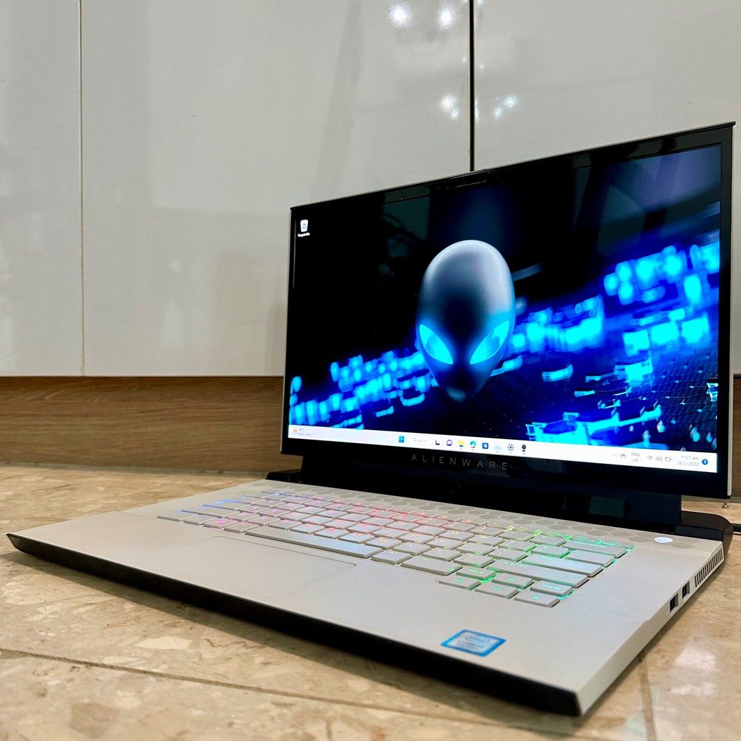 Top-End Alienware M15 R2|RTX 2080 8GB|4K OLED 1ms 15.6 Inch|i7 9750H ...