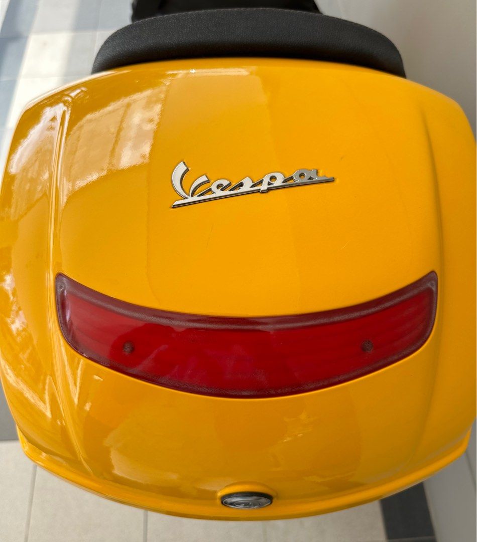 Vespa top box, Motorcycles, Motorcycle Accessories on Carousell
